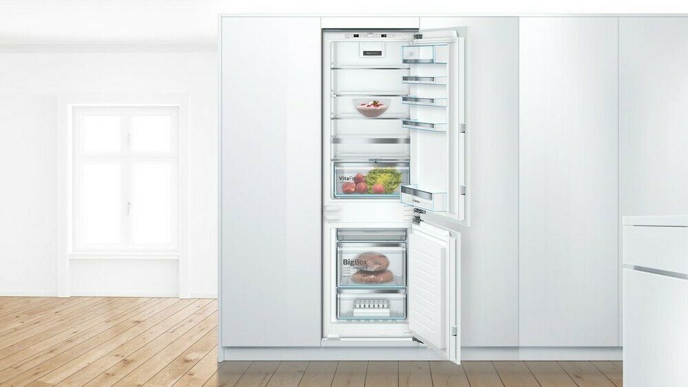 BOSCH KIN86AFF0 UGRADNI FRIZIDER